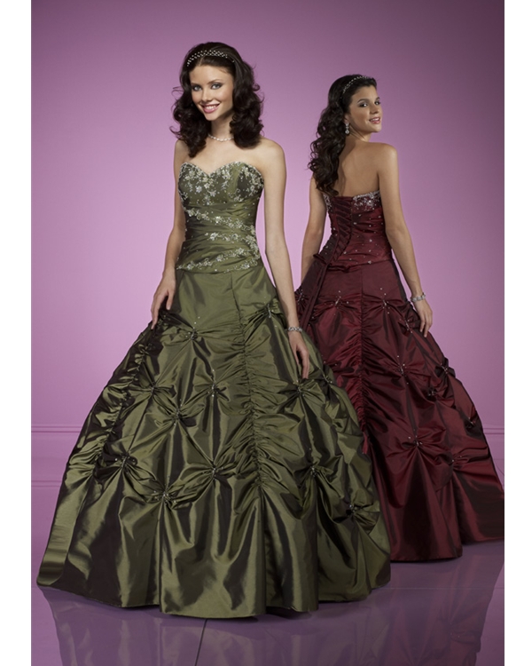 Hunter Green Strapless Ball Gown Floor Length Tulle Quinceanera Dress